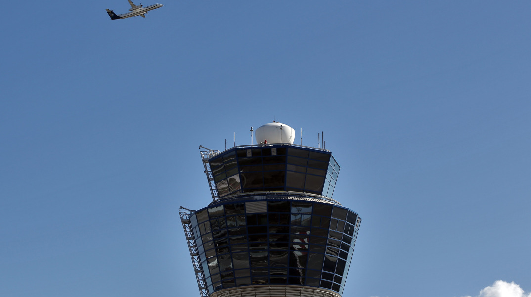 Και δεύτερο αεροσκάφος από τη Βενεζουέλα προσέγγισε την Ελλάδα | Athens ...