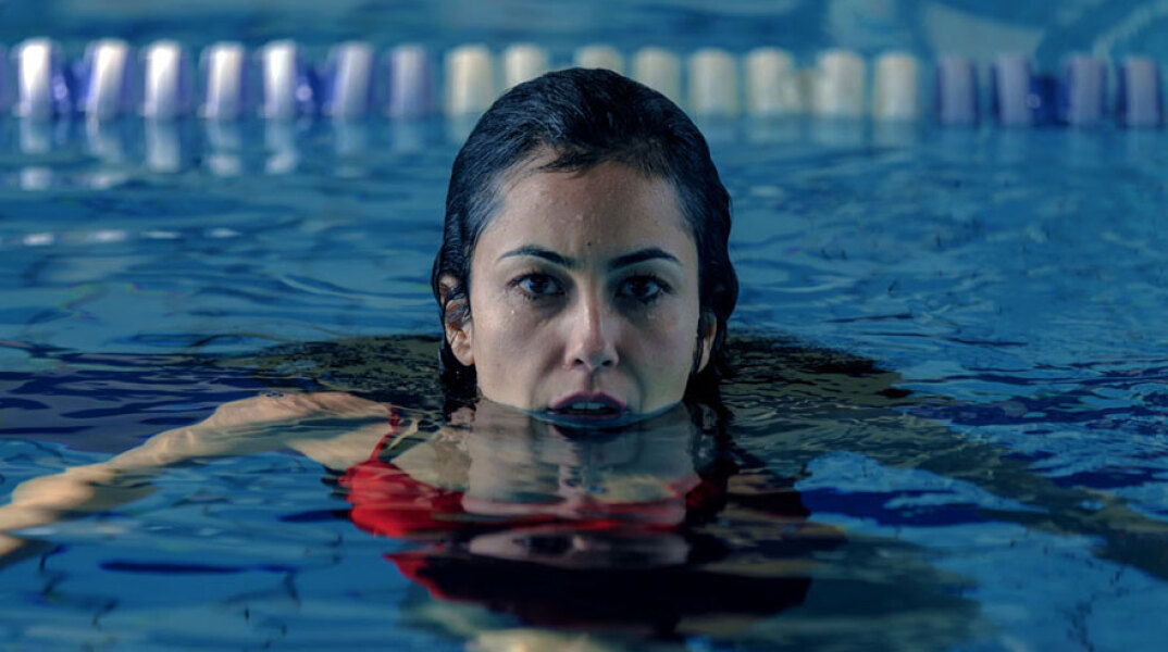 Red speedo | Athens Voice