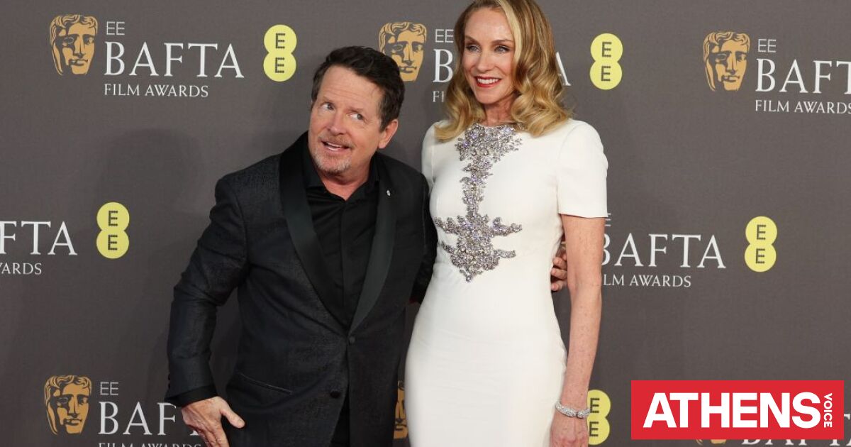 Μάικλ Τζ. Φοξ: Η νέα εμφάνιση με αμαξίδιο | Athens Voice