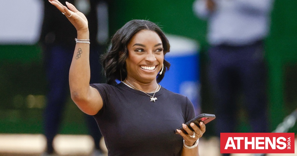 Σιμόν Μπάιλς: Πανικοβλήθηκε από την αυξητική στήθους - Έφτασαν στον ...