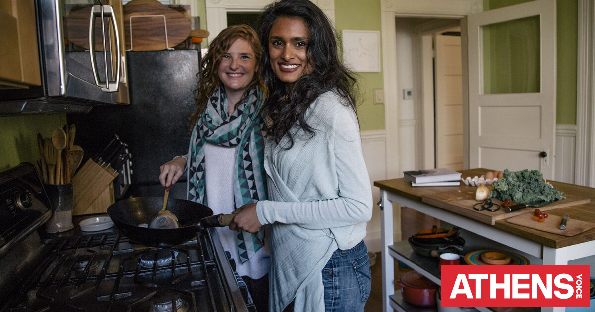 Stephanie Lawrence and Aashi Vel traveling spoon | Athens Voice