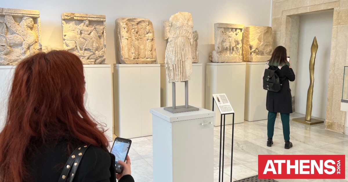 Ένα αρχαίο άγαλμα της θεάς Αθηνάς και το «Χρυσό δόρυ» στο Παλέρμο ...