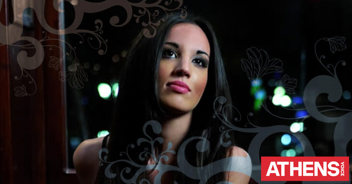 Μαρία Αναματερού στο Γυάλινο Μουσικό Θέατρο – Up Stage | Athens Voice