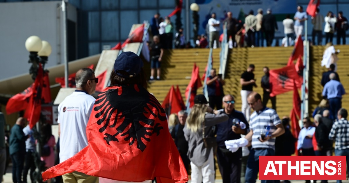 Ομιλία Έντι Ράμα στο Γαλάτσι: Πλήθος κόσμου - Δρακόντεια μέτρα | Athens ...