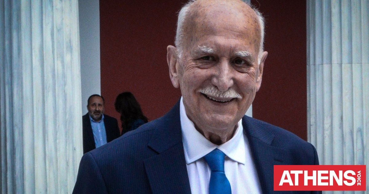 Παγώνη για Παπαδάκη: «Το κάπνισμα και το στρες της σύνταξης του ...